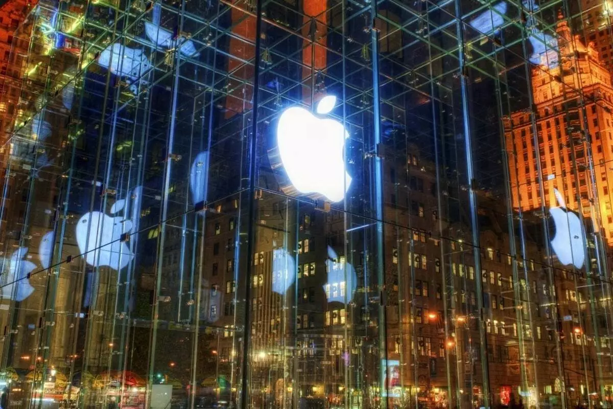 Apple, Microsoft, Google และ Samsung ได้เริ่มจ่ายภาษีในรัสเซียแล้ว