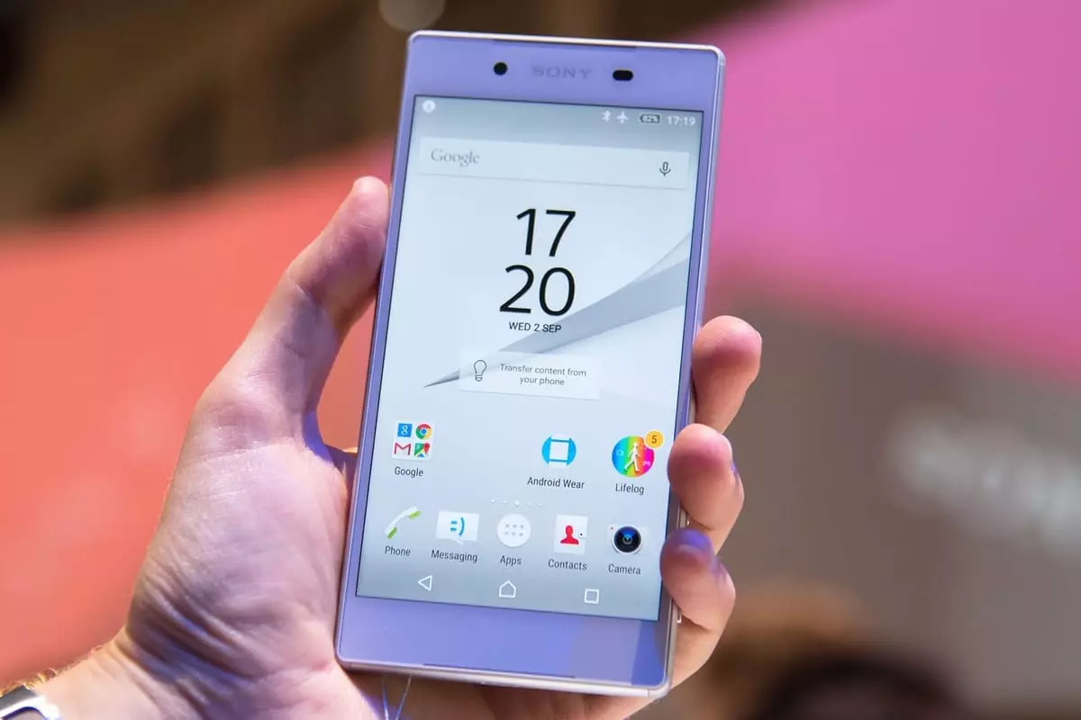 Sony Xperia z5, z4 planşet we Z3 plus-da, dynç alyş, dynç alyş üçin köp sanly ýaýradyldy.