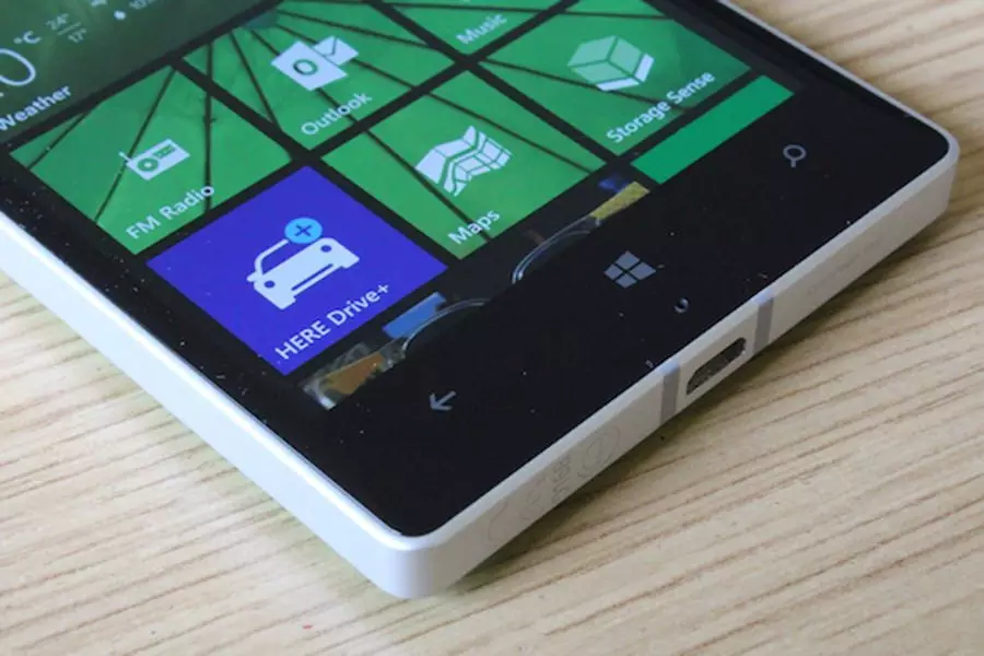 A Microsoft Lumia 940 xl első zászlóshajójának jellemzői a Windows 10 mobilon