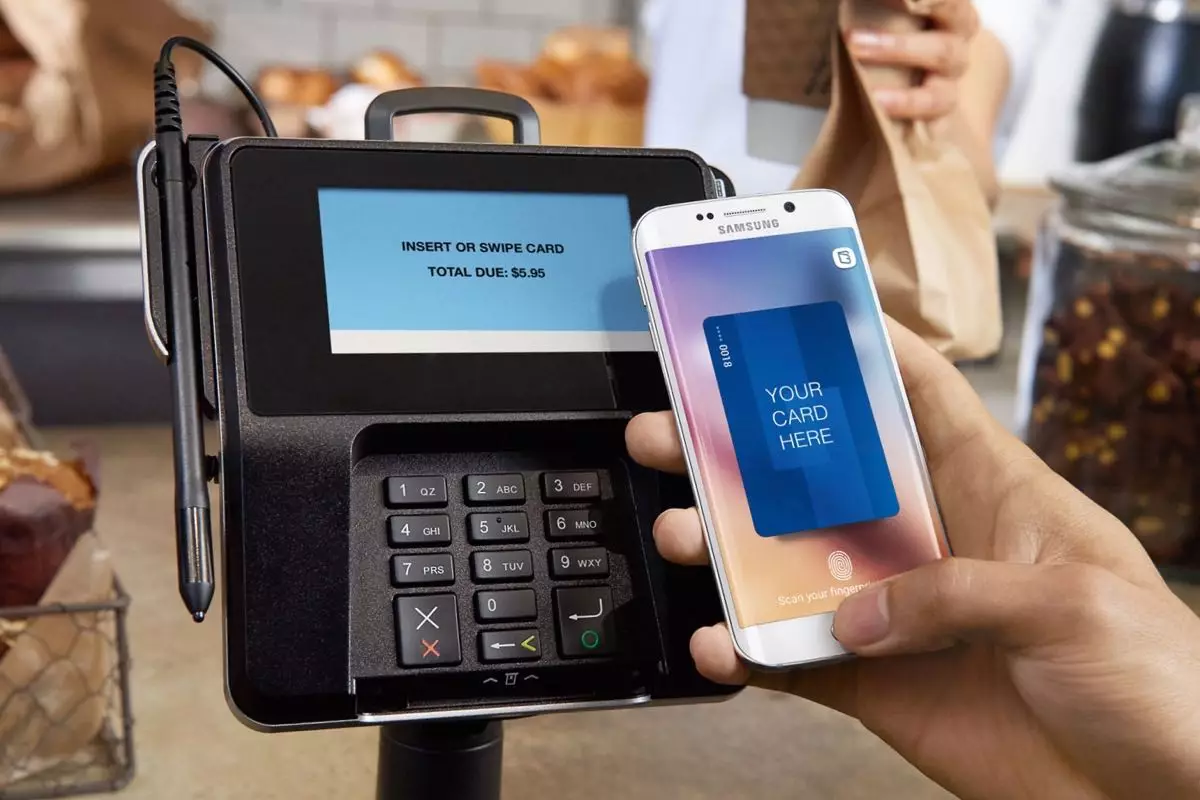 «Ашчадбанк» анансаваў запуск Samsung Pay ў Расіі