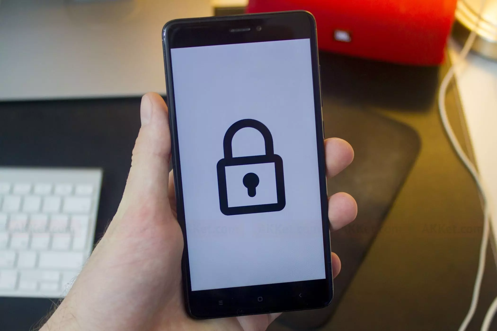 Natia galuega i Android o le a faia soʻo se Smartphone "le talafeagai" mo Hacking