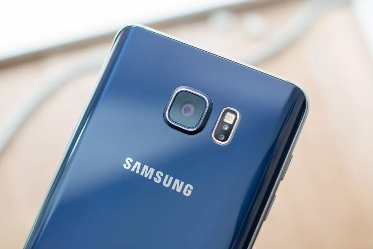 Samsung Galaxy Poznámka 7 Oficiální obrázky Hit síti