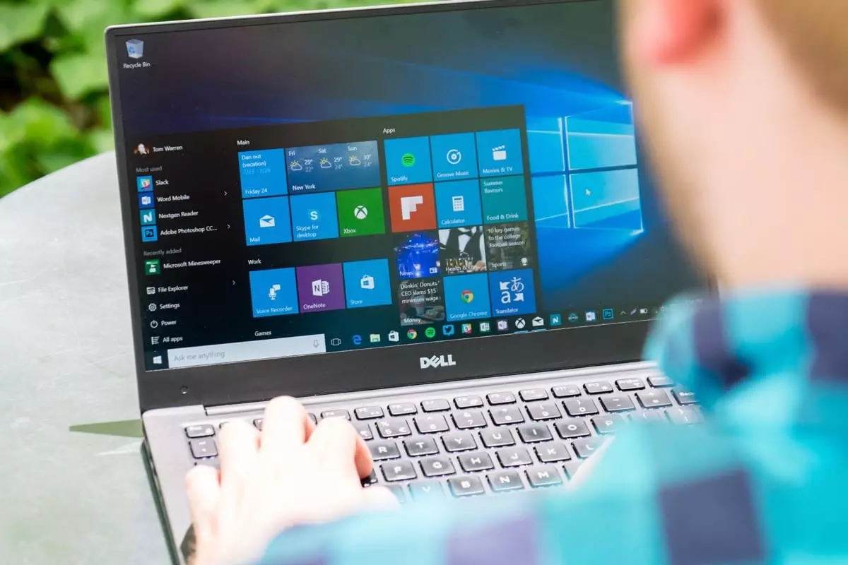 Microsoft paziņo par Windows 10 mākoni līdz maija beigām 5328_1