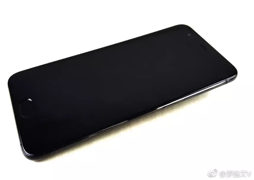Xiaomi Mi 6 heb jack headphone yn lliw jet du yn y llun 5421_1