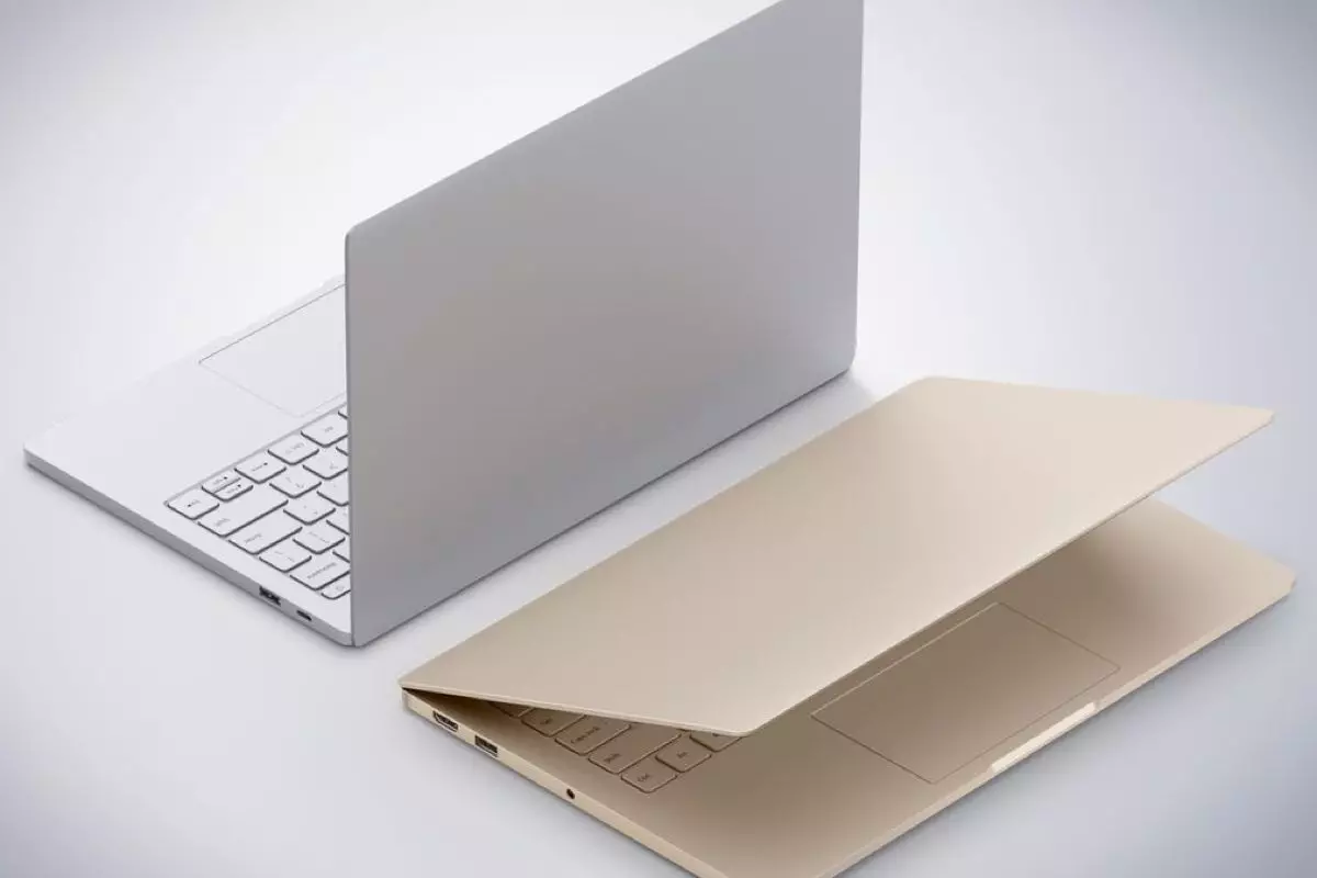 Xiaomi iki noutbuk MI Notebook Air təqdim