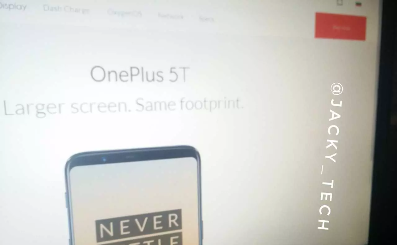 OnePlus 5T montris alian bildon. Kaj li estas bela 7042_3