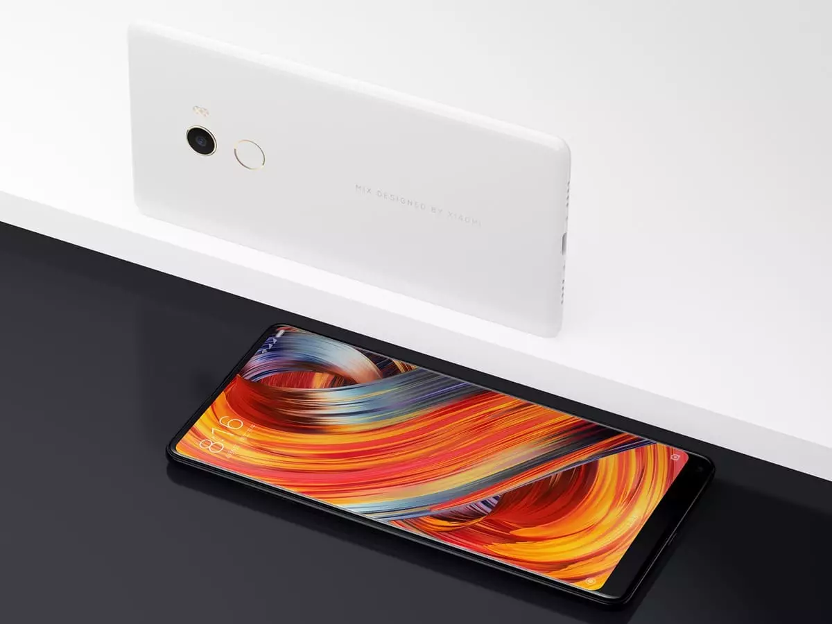 Uurige Xiaomi MI Mix 2 juba müüakse Venemaal 7056_4