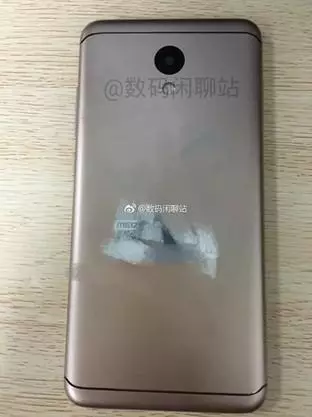 Superbudget smartphone Meizu M6 på levende billeder 7962_3