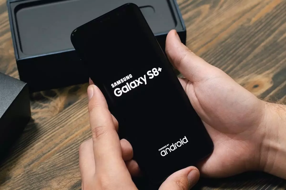 Samsung käivitab Venemaal müüa Galaxy S8 + uue muudatuse, mis soovib osta iga