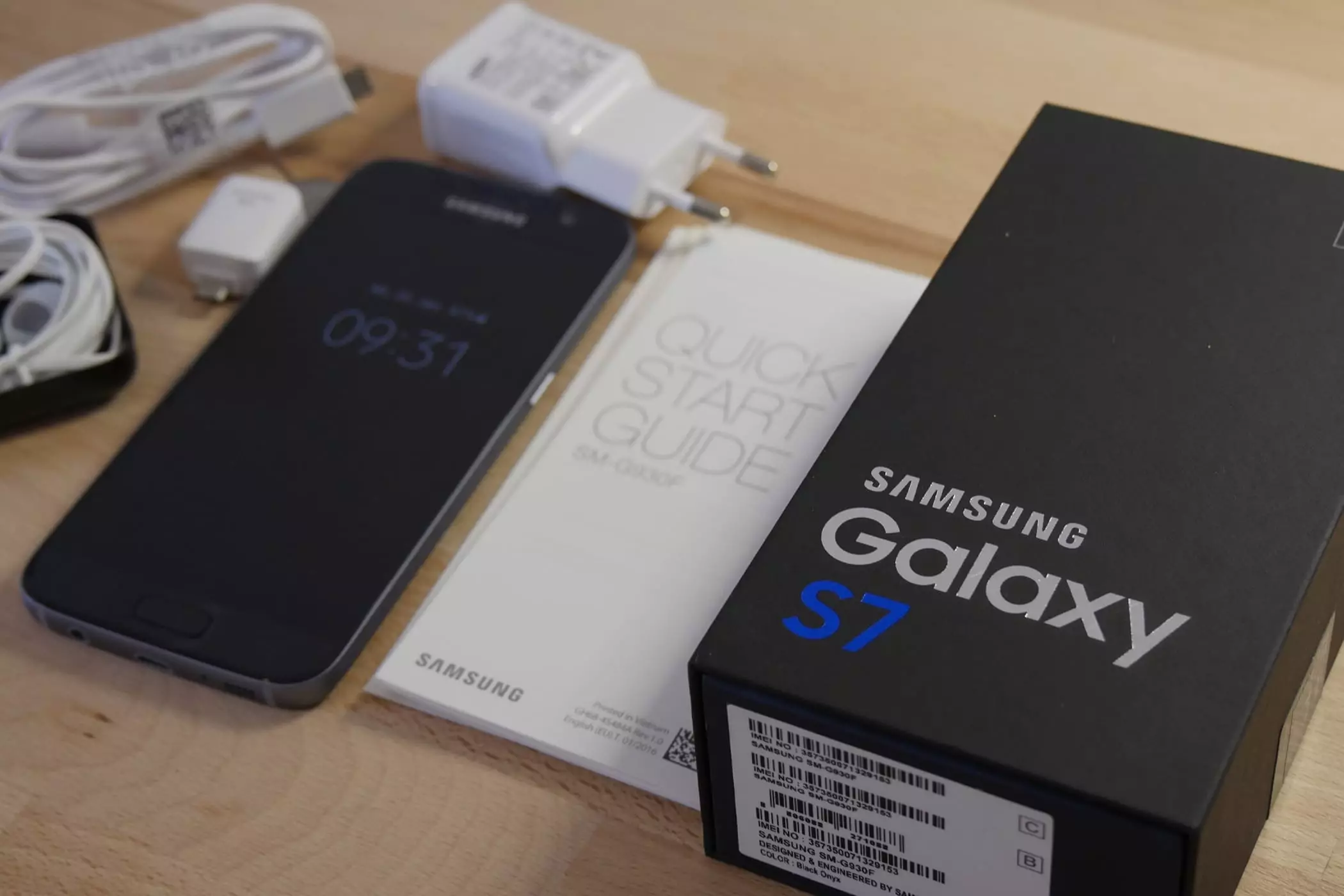 Samsung Galaxy S7 begin verkoop op 'n rekord lae prys - dit nog nie goedkoper was 8194_3