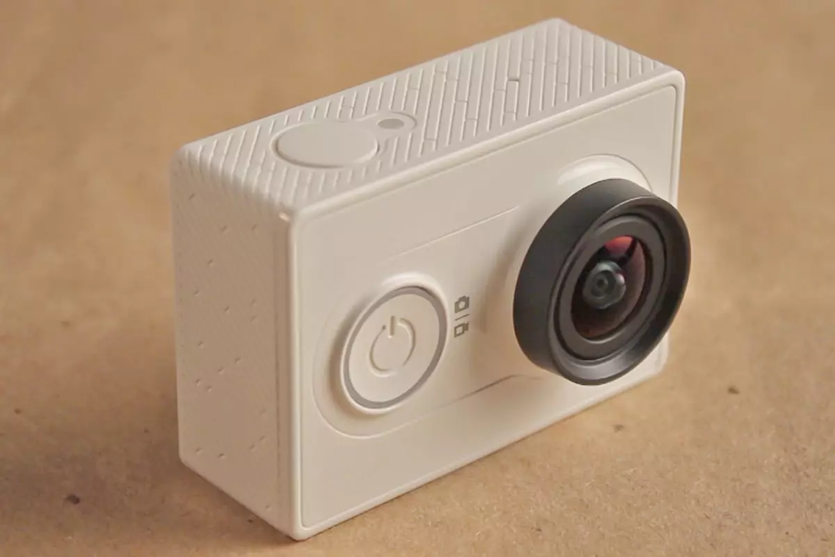 Déi zweet Generatioun vu Camera Xiaomi Yi wäert Ënnerstëtzung fir de Video Originalopnahm 4K kréien