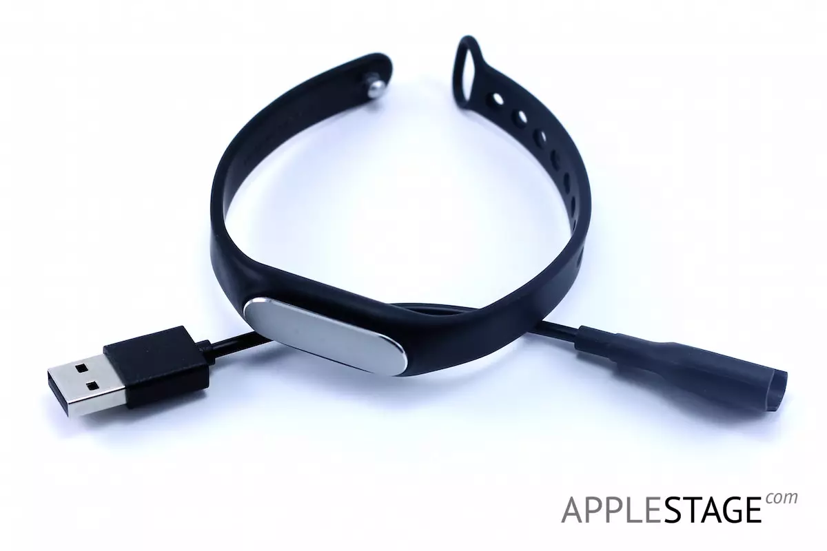 Xiaomi mi band iPhone 6 miampy AppleStage Russia iOS 8 Apple 4