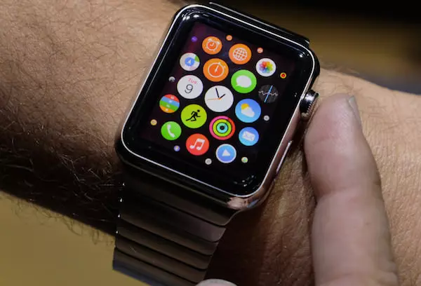 Apple Watch sal die horlosie loop Android Wear skuif met 'n leidende posisie