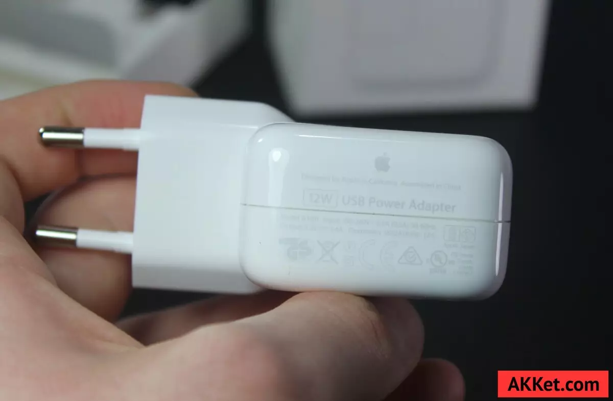 Apple USB адаптер за напојување 12W iPhone iPad 13