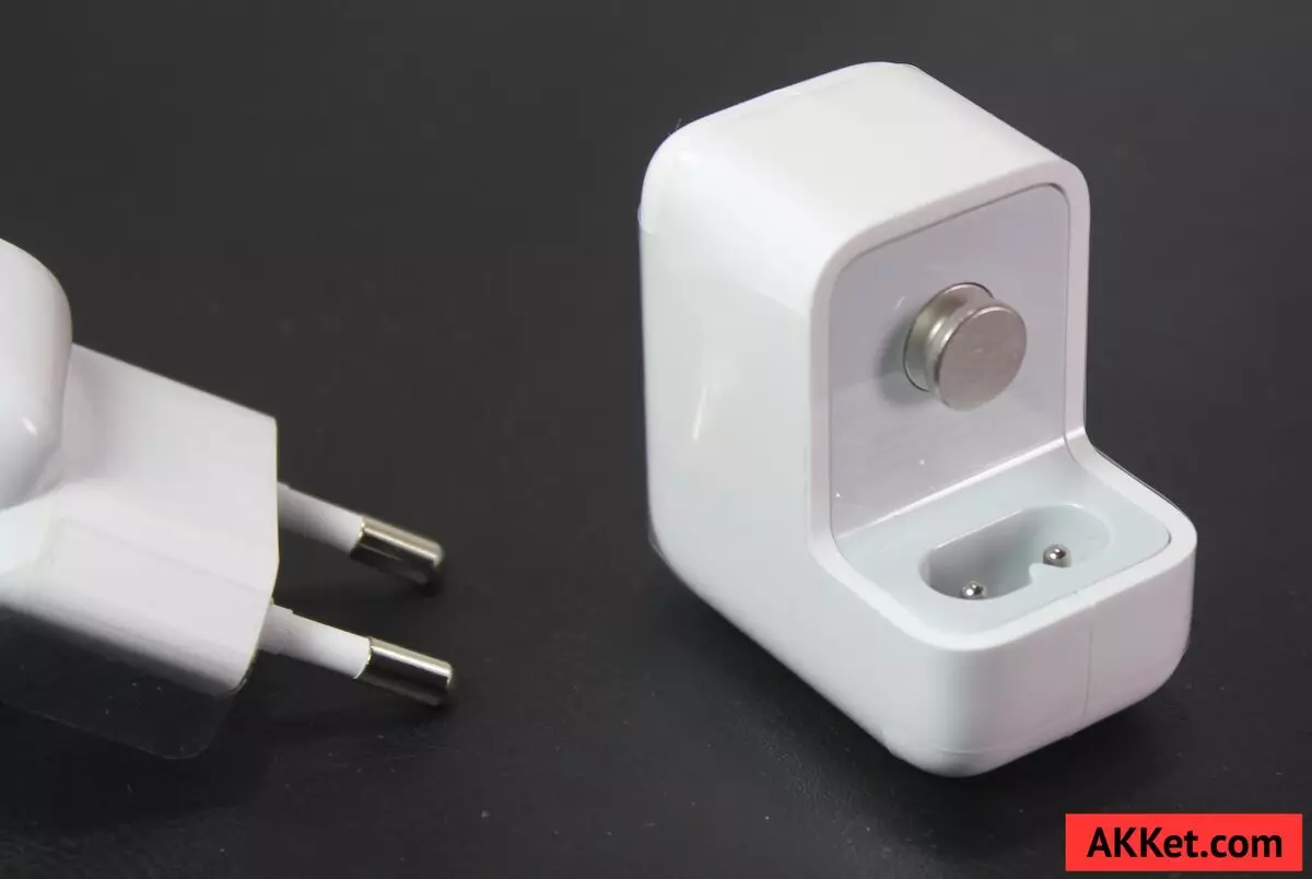 Apple USB Power Adapter 12W iPhone iPad 6