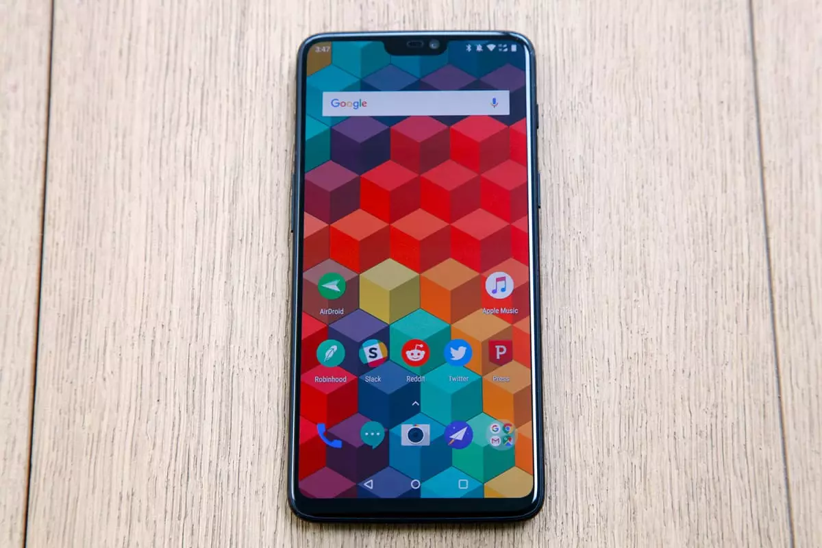 I-OnePlus 6 isekela umsebenzi we-treble wephrojekthi ukuze uthole ngokushesha izibuyekezo. 9608_1