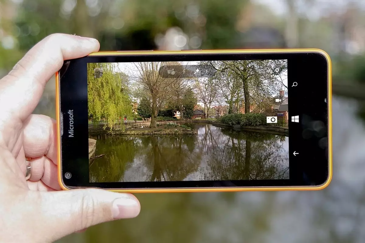Eienaars van alle Nokia slimfone wag vir groot veranderinge - 'n nuwe kamera van Lumia 9684_1