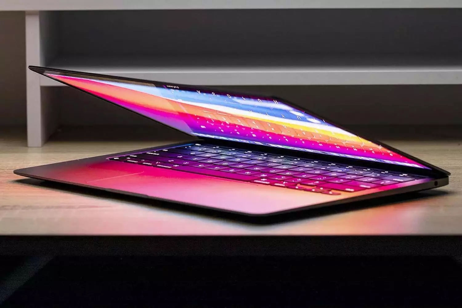 Apple ໄດ້ປ່ອຍ MacBook Pro ຂະຫນາດ 14 ນິ້ວແລະ 16 ນິ້ວໃນ M1X