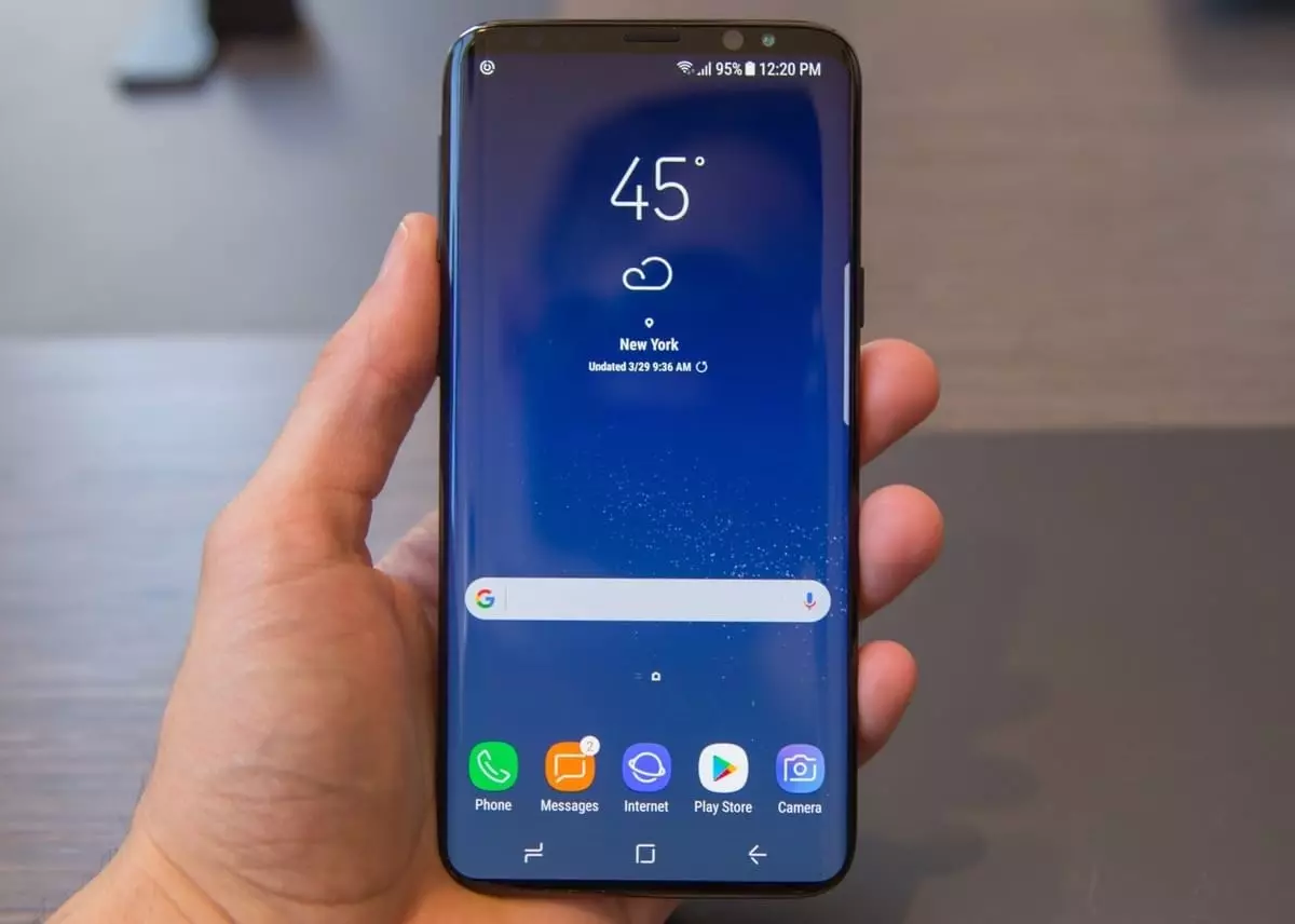 Samsung Galaxy S9 таптакыр ачылбаган экранды кабыл албайт - чоң көңүл кайттык 9942_1